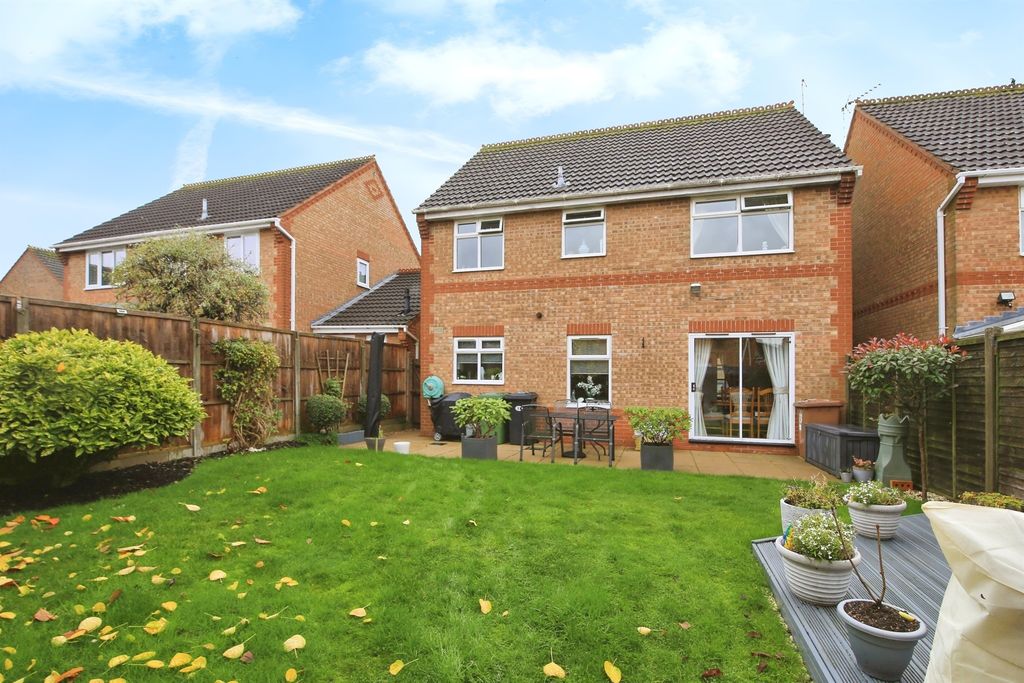 Rosyth Avenue, Orton Southgate, Peterborough PE2, 4 bed detached house ...
