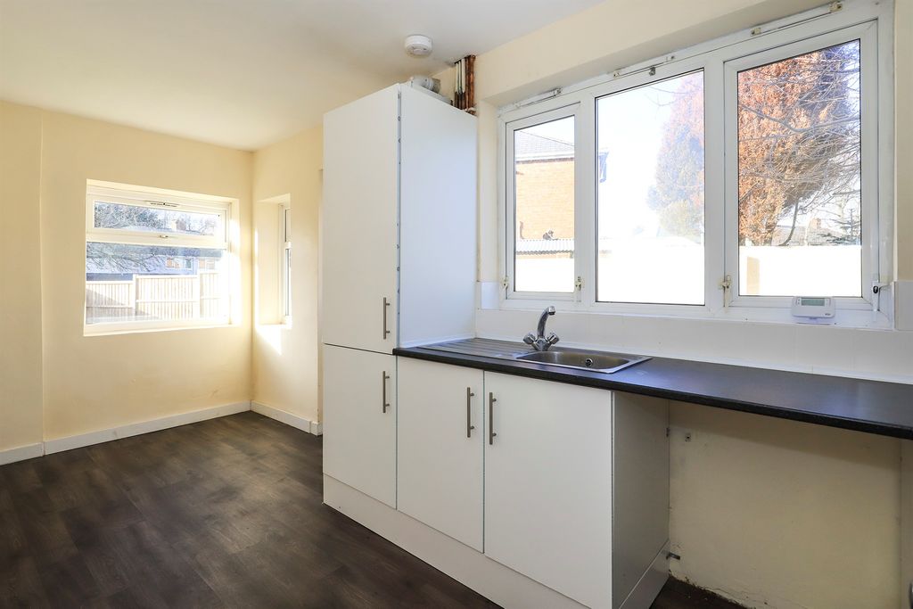 Guy Avenue, Low Hill, Wolverhampton WV10, 3 bed semi-detached house for ...