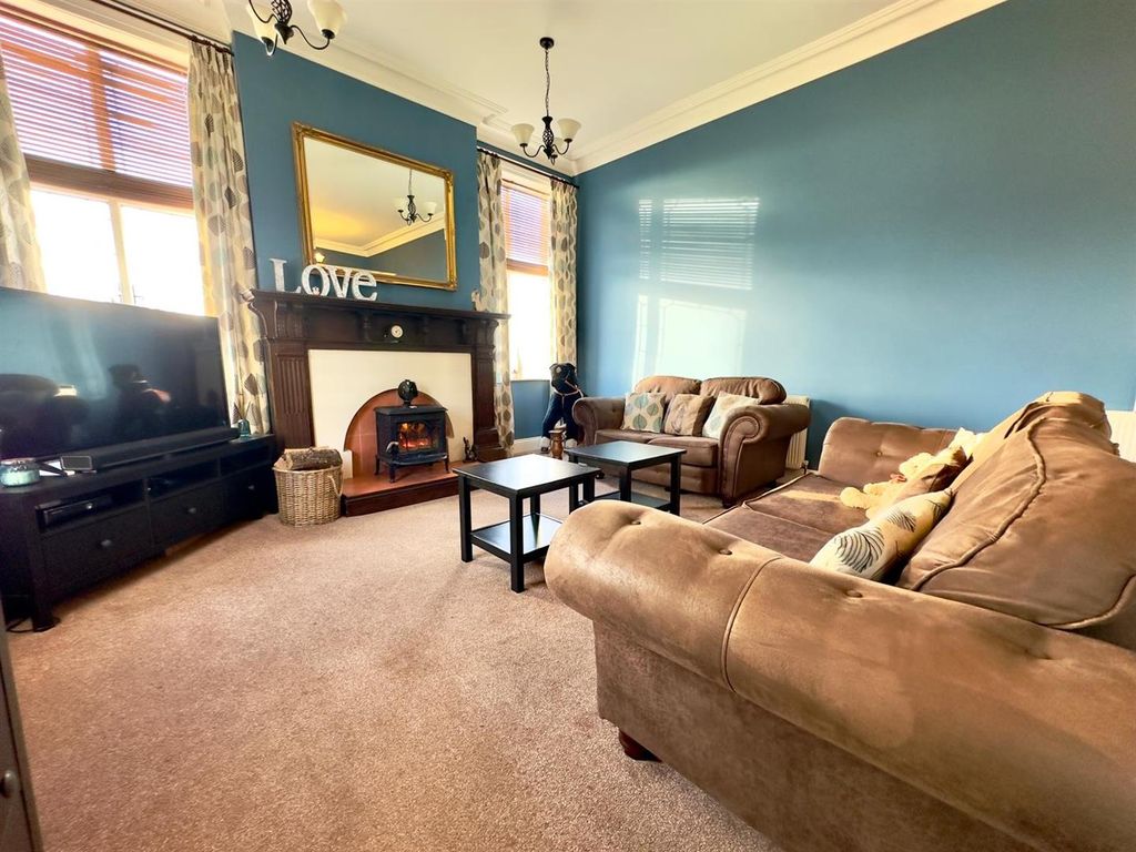 Spring House Farm, Calow, Chesterfield S44, 6 bed detached house for ...