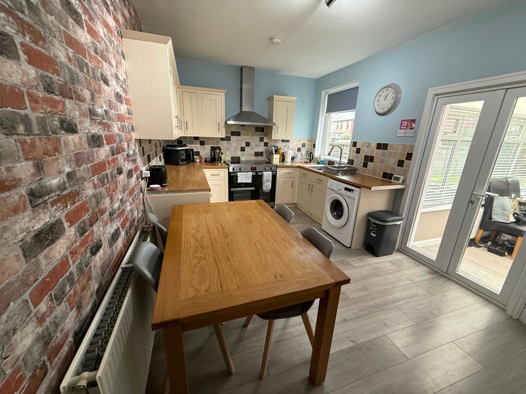 Warwick Avenue, Lancaster LA1, 3 bed detached house for sale, £260,000 ...