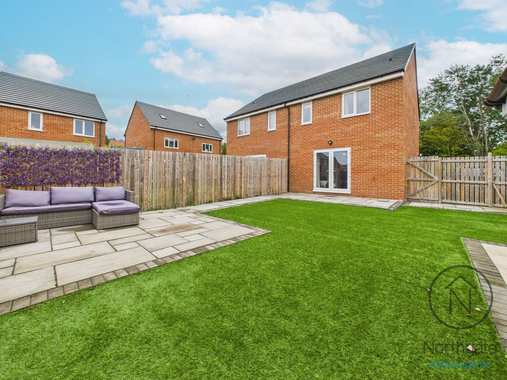 Birch Way, Newton Aycliffe DL5, 3 bed semi-detached house for sale, £ ...