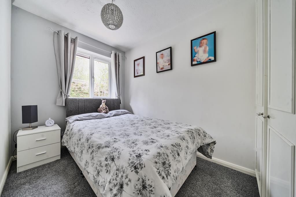 Bagshot, Surrey GU19, 3 bed link detached house for sale, £440,000 ...