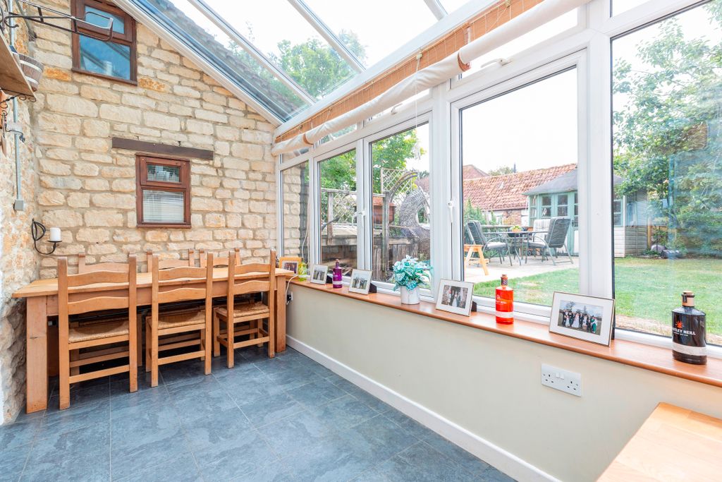 Rose Cottage, Templecombe Lane, Buckhorn Weston, Dorset, Sp Hl ...