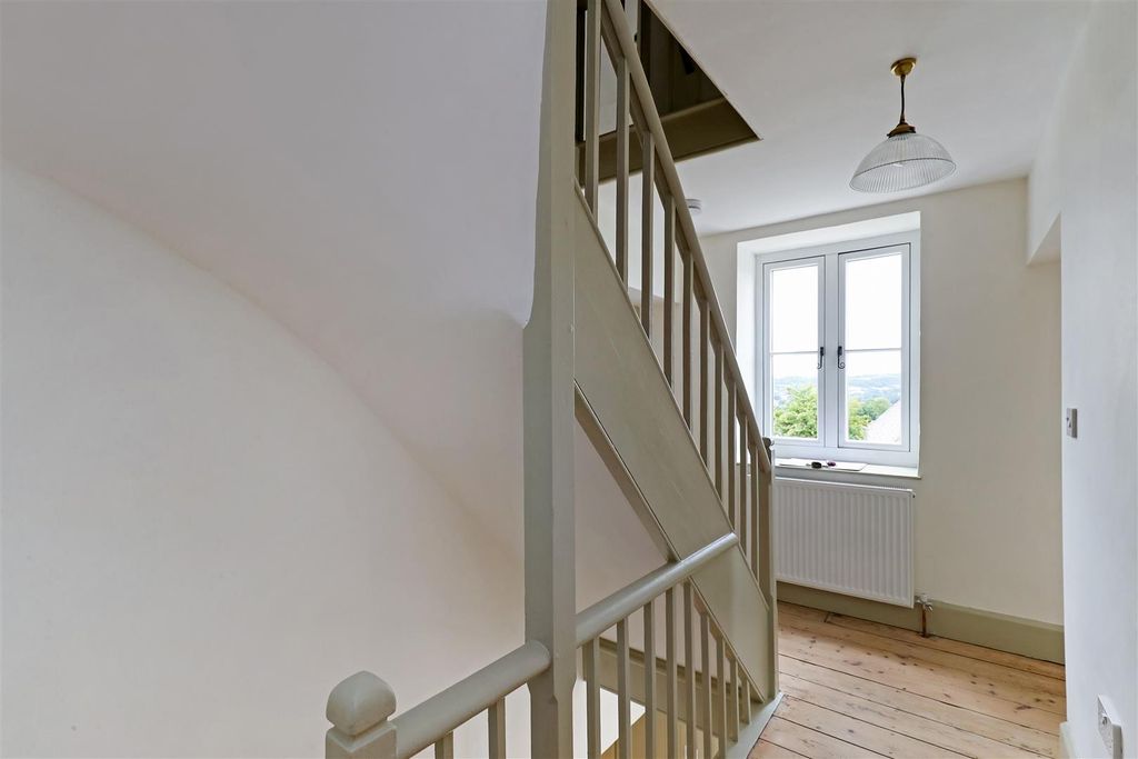 Randwick, Stroud GL6, 4 bed detached house for sale, £650,000 ...