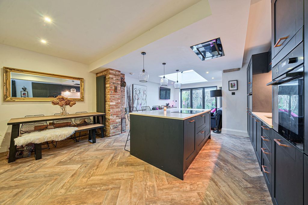 Greenfields Avenue, Harrogate HG2, 2 bed semi-detached house for sale ...