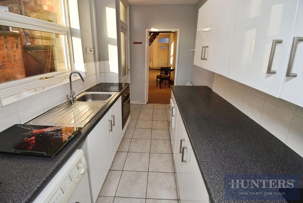 Pool Road, Leicester LE3, 2 bed terraced house for sale, £185,000 ...