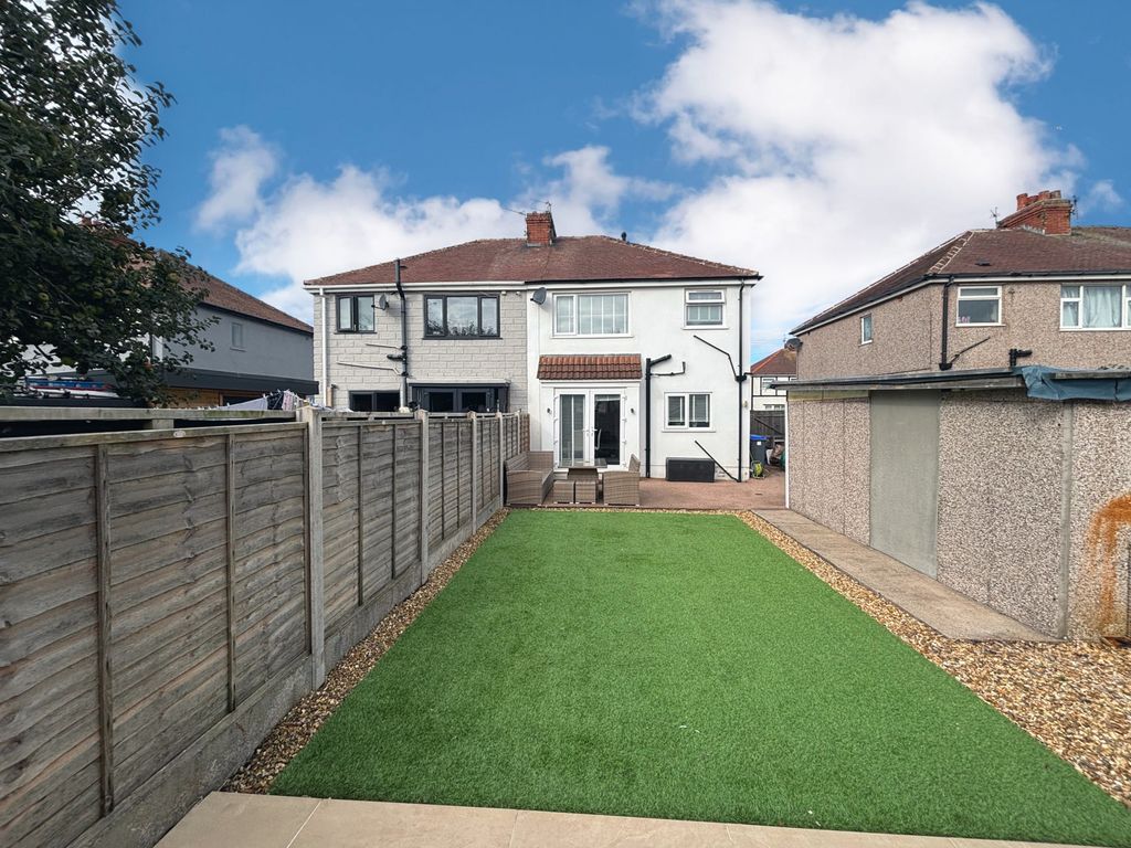 Stoneway Road, Cleveleys FY5, 3 bed semi-detached house for sale, £ ...