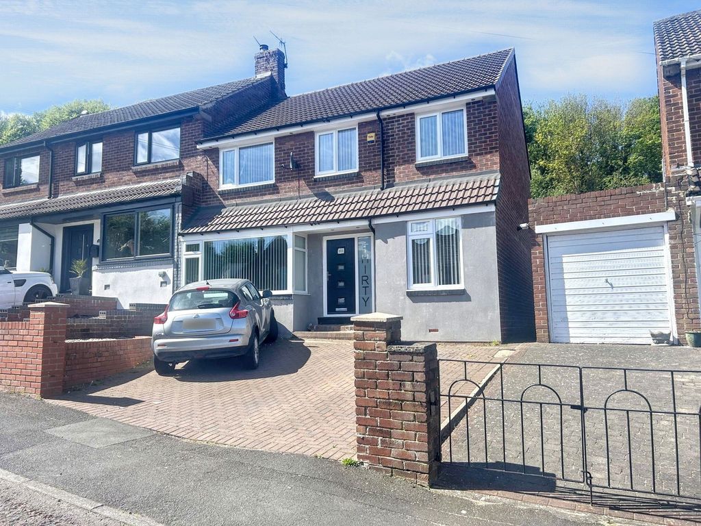 Stella Hall Drive, Blaydon-On-Tyne NE21, 4 bed semi-detached house for ...