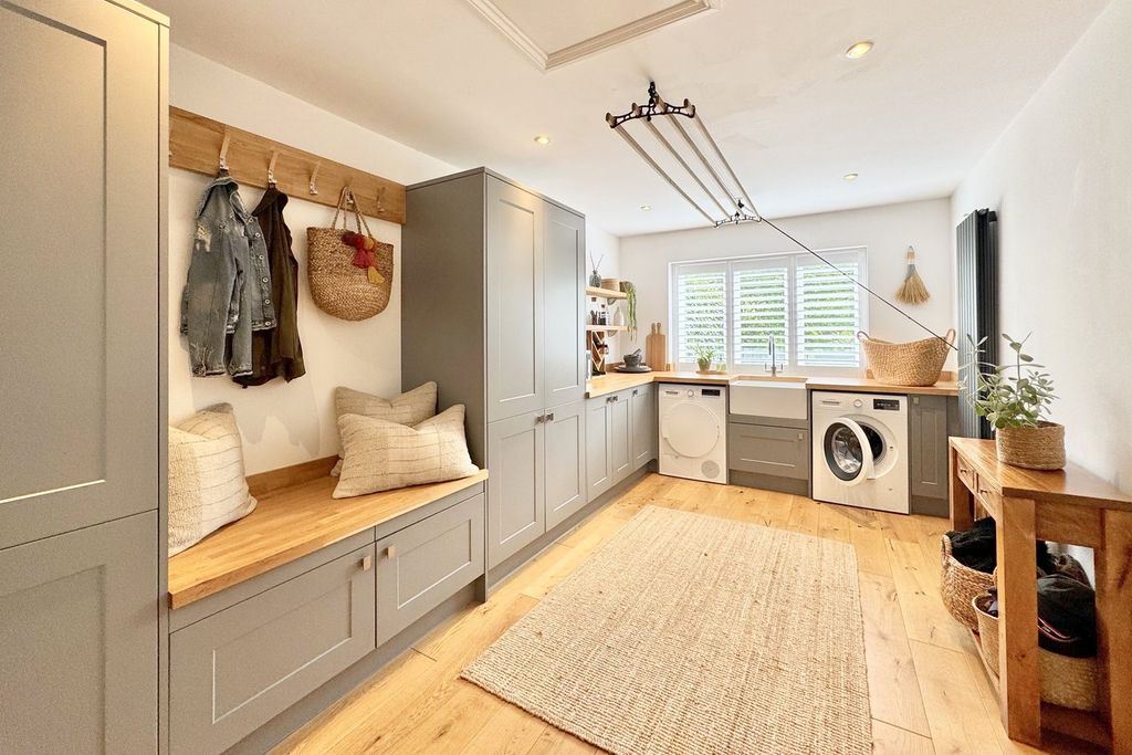 Muscliffe Lane, Throop, Bournemouth BH9, 4 bed detached house for sale ...