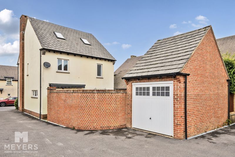 Back Lane, Wool BH20, 4 bed detached house for sale, £375,000 ...