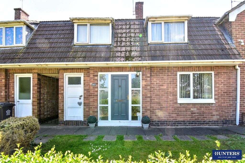 Sturdee Road, Leicester LE2, 3 bed town house for sale, £210,000 ...