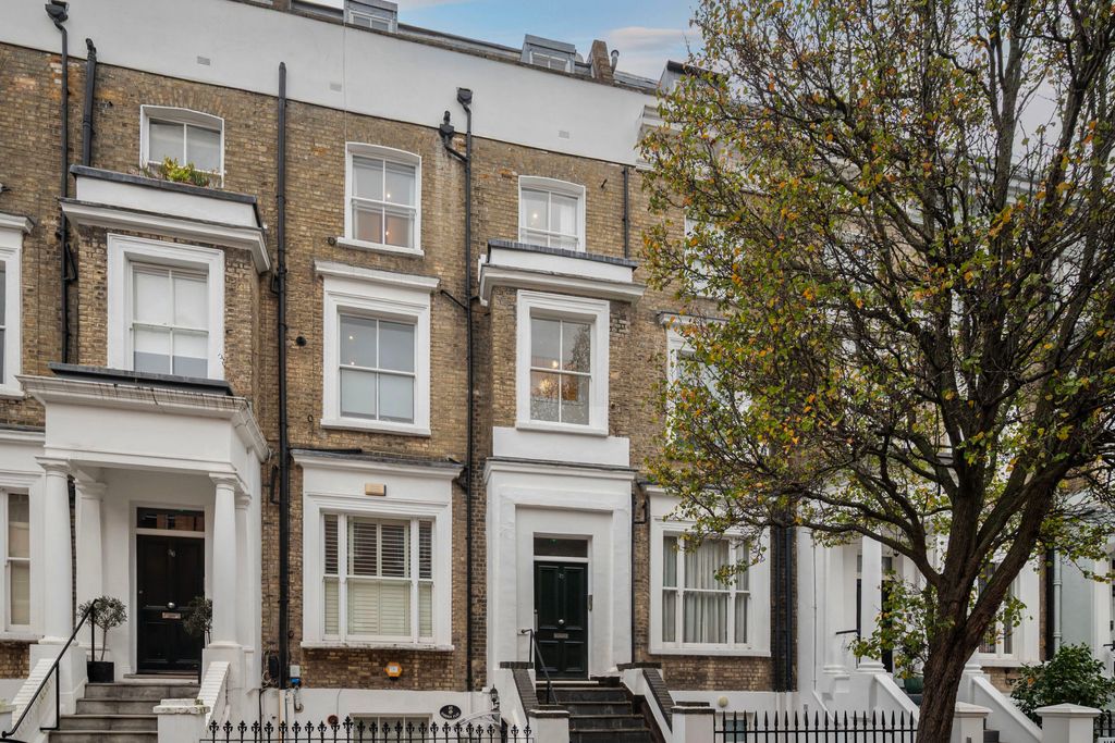 Alma Square, London NW8, 2 bed flat for sale, £1,350,000 | PrimeLocation