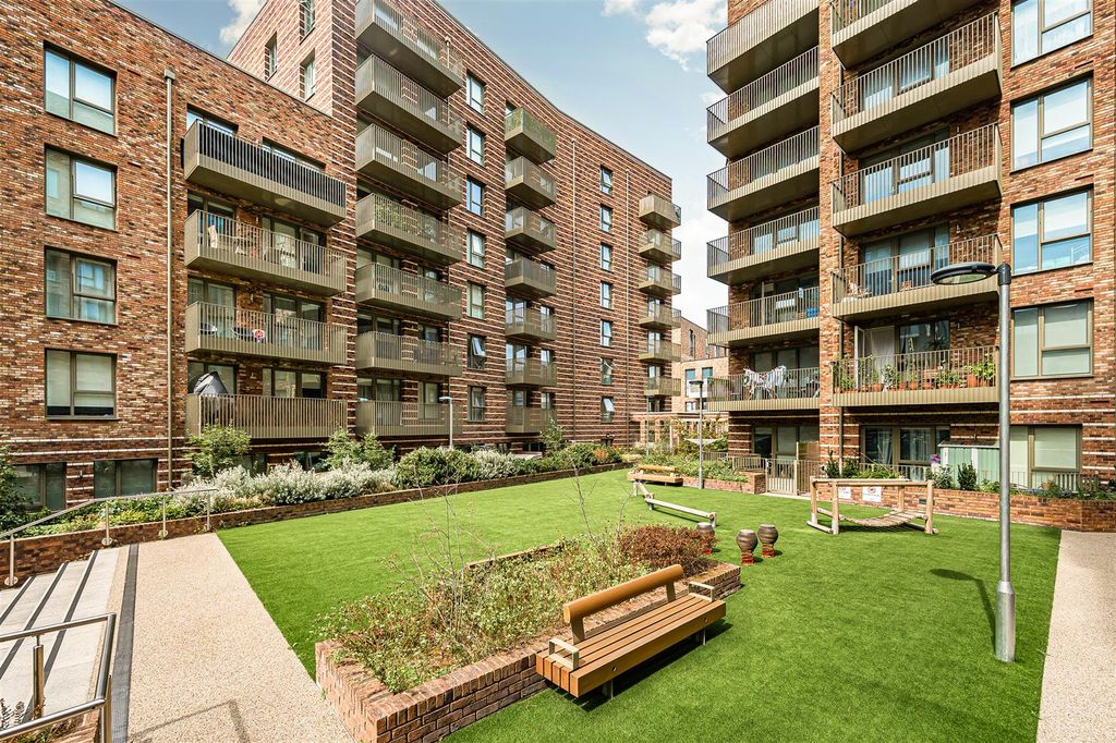 Bollo Lane, London, London W3, 2 bed flat for sale, £600,000 ...