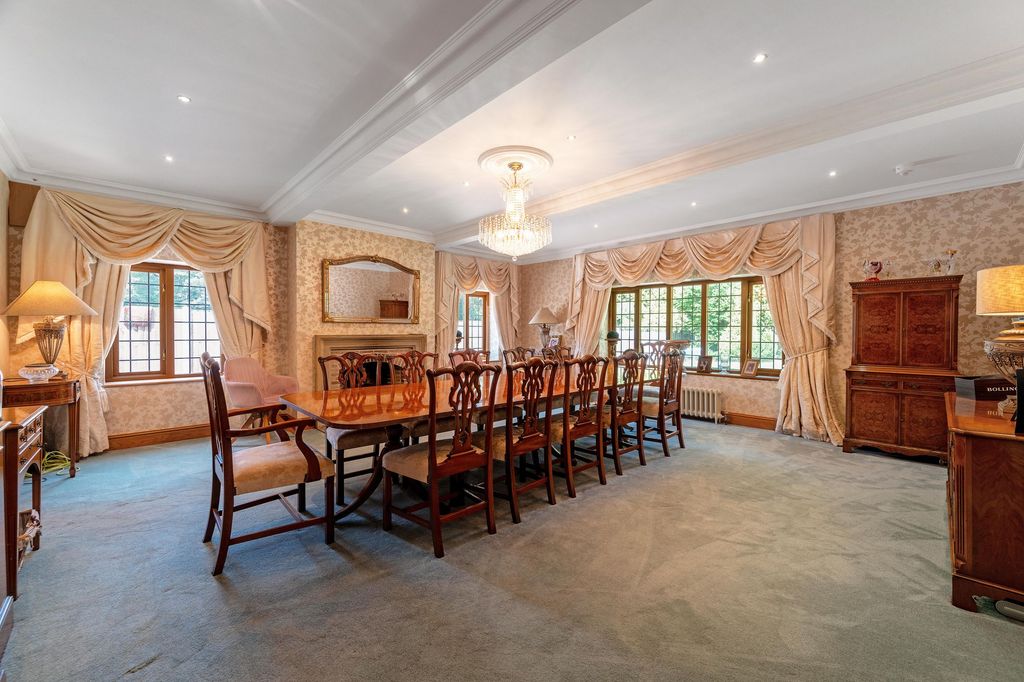 Roman Lane, Little Aston Park B74, 6 bed detached house for sale, £ ...
