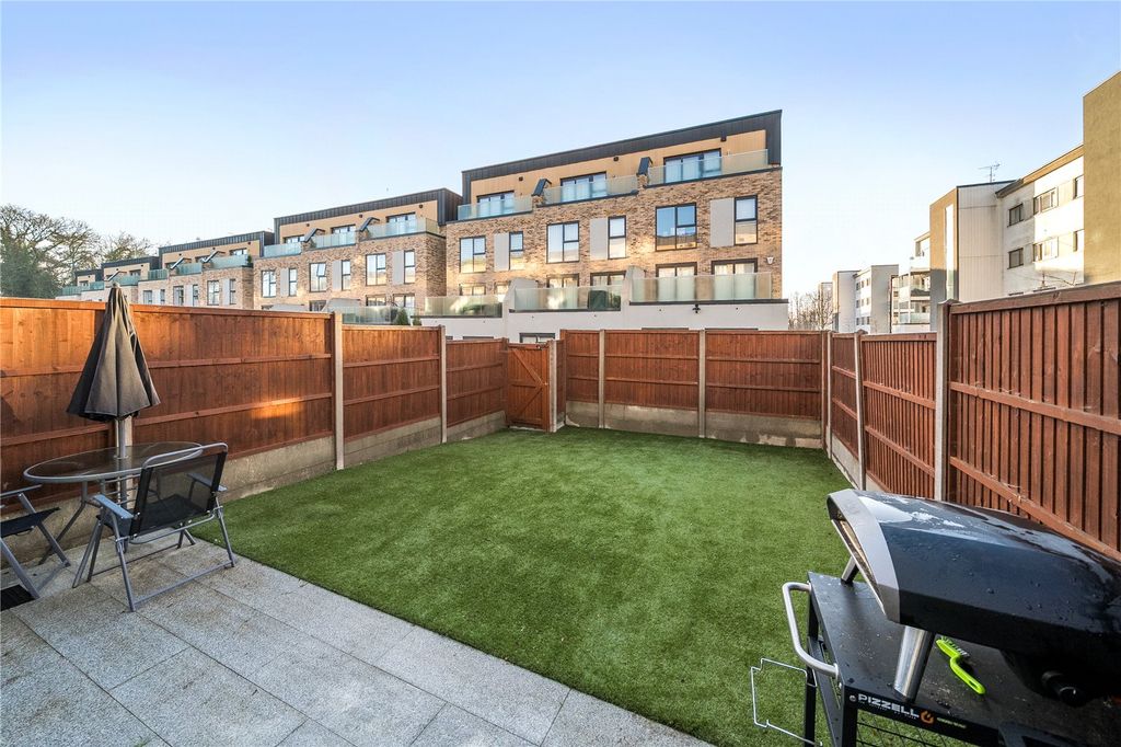 Celia Johnson Close, Denham Film Studios UB9, 4 bed semi-detached house ...