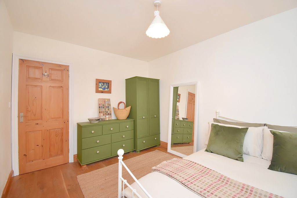 Castle Farm, Sennybridge, Brecon, Powys. LD3, 3 bed detached bungalow ...