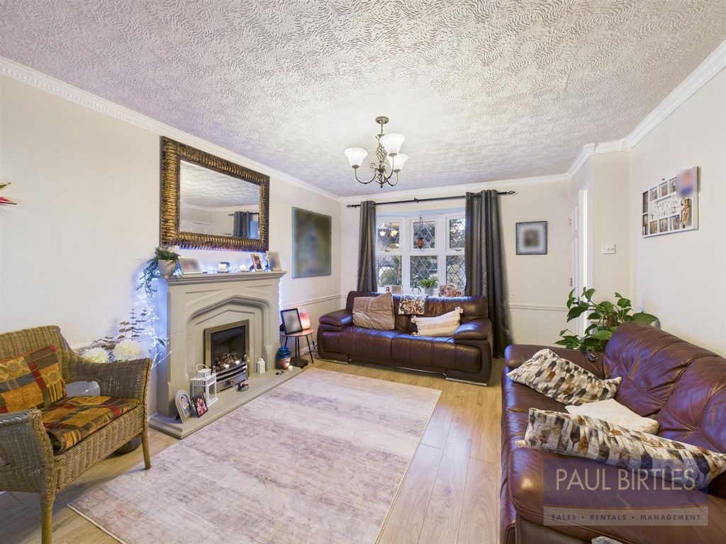 Stile Close, Flixton, Trafford M41, 3 bed detached house for sale, £ ...