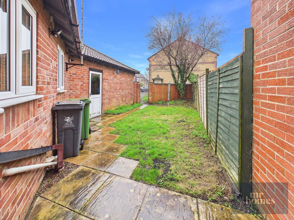 Walton Place, Grangetown, Cardiff CF11, 1 bed bungalow for sale, £ ...