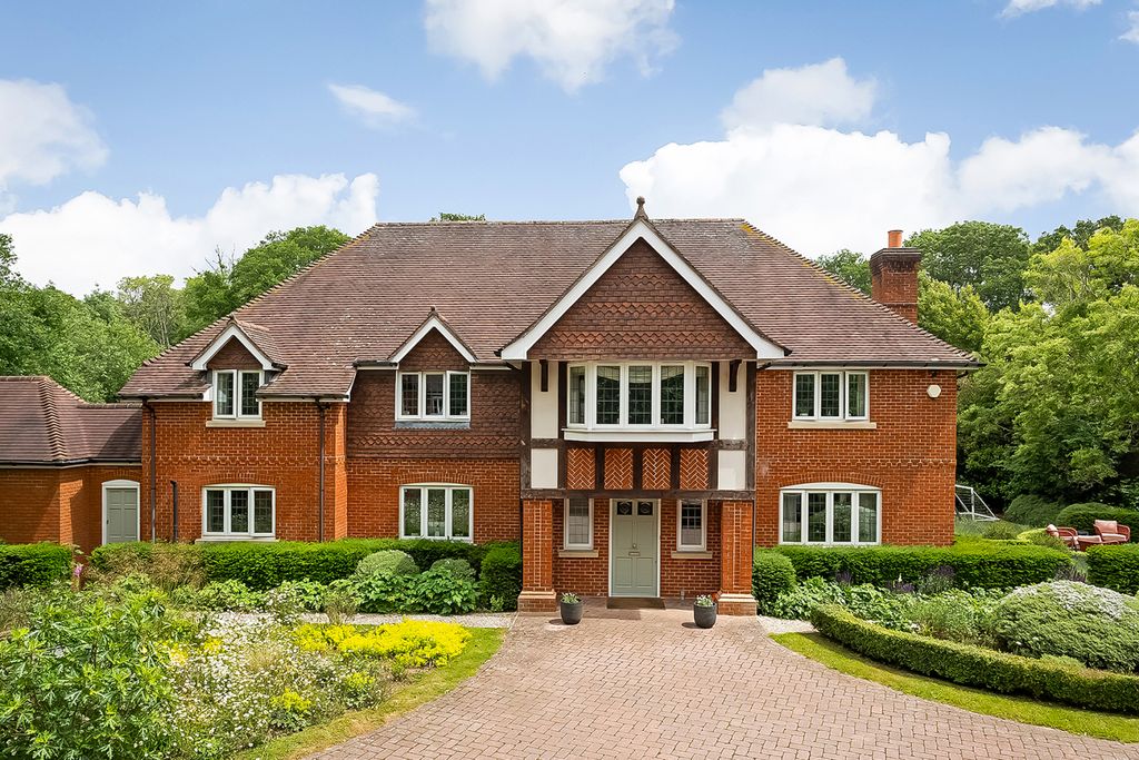 Pickhurst Road, Chiddingfold, Godalming, Surrey GU8, 7 bed detached ...