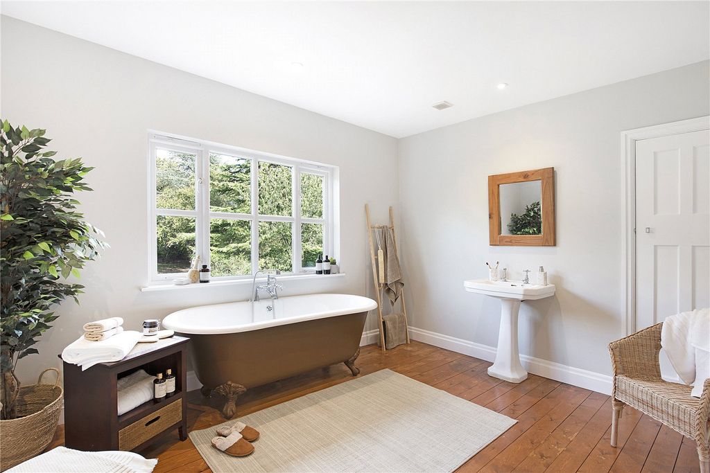Bourn Road, Caxton, Cambridge, Cambridgeshire CB23, 8 bed detached ...
