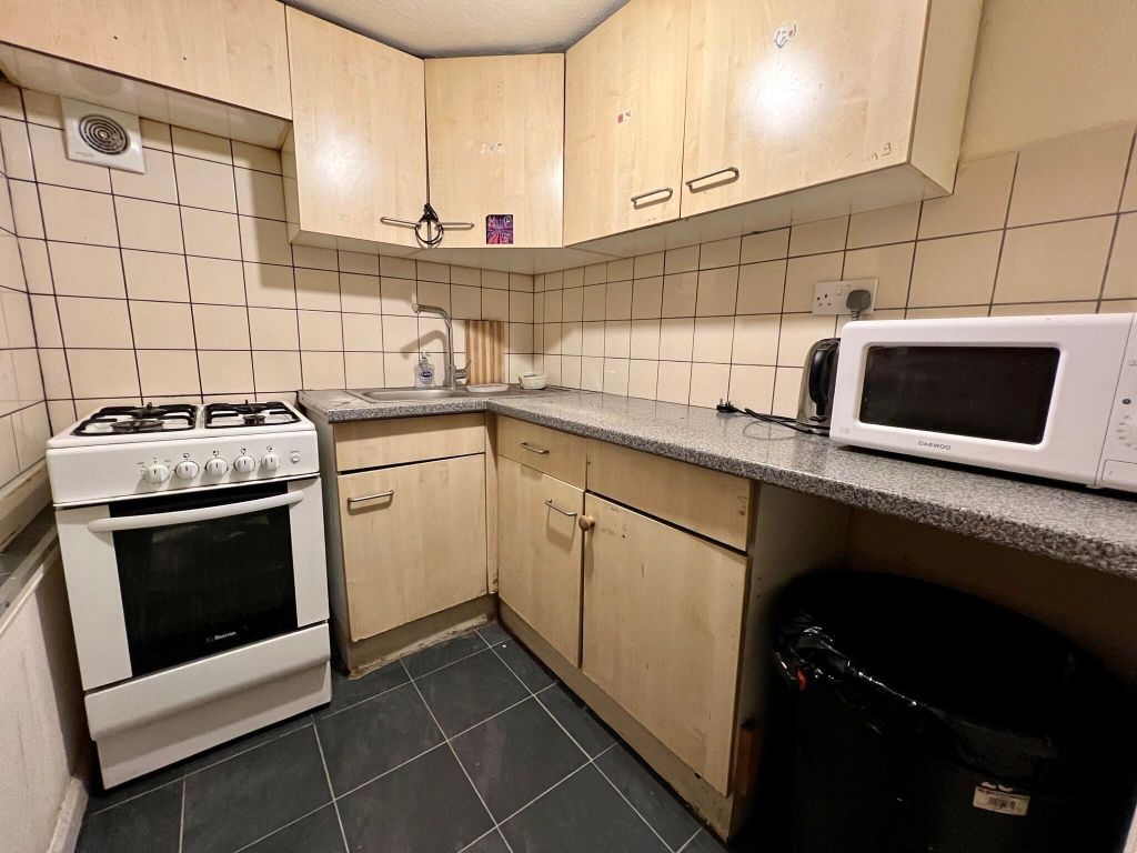 Cranhurst Road, London NW2, Room to rent, £716 pcm | PrimeLocation