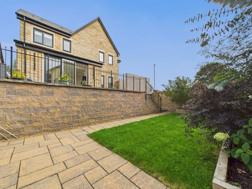 Great Clough Drive, Loveclough, Rossendale, Lancashire BB4, 4 bed ...