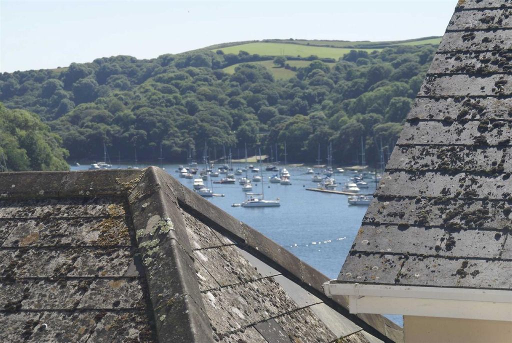 Esplanade, Fowey PL23, 2 bed property for sale, £525,000 | PrimeLocation