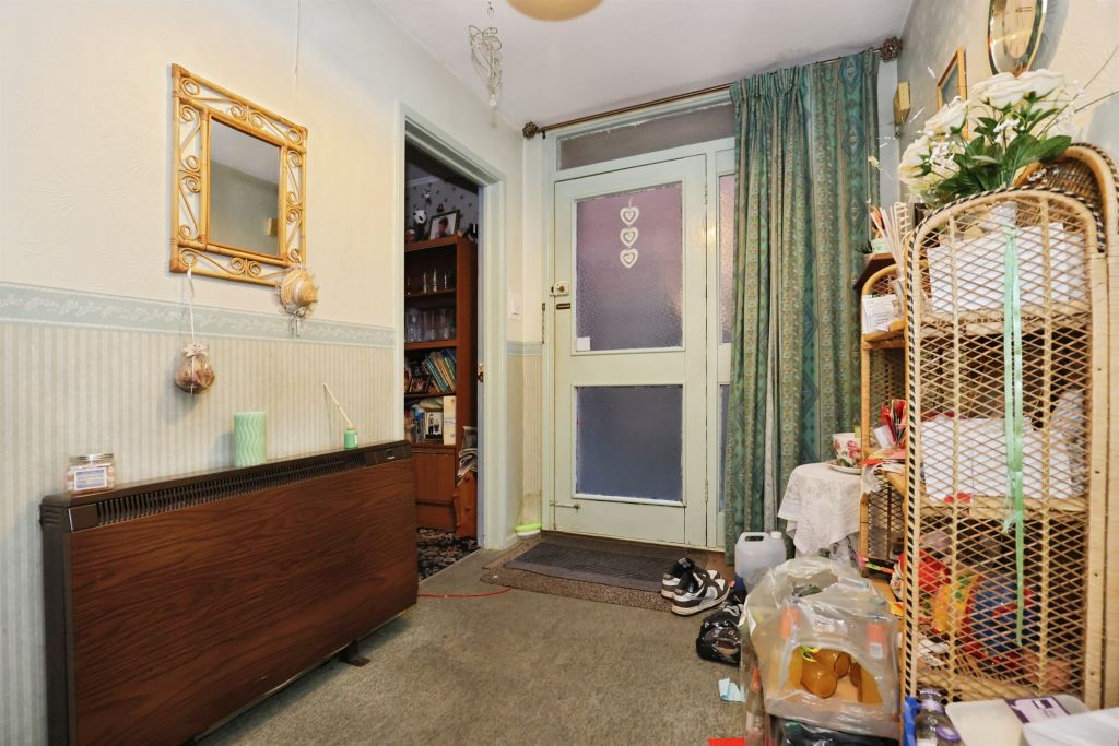 Frobisher Road, Rugby CV22, 3 bed semi-detached house for sale, £ ...