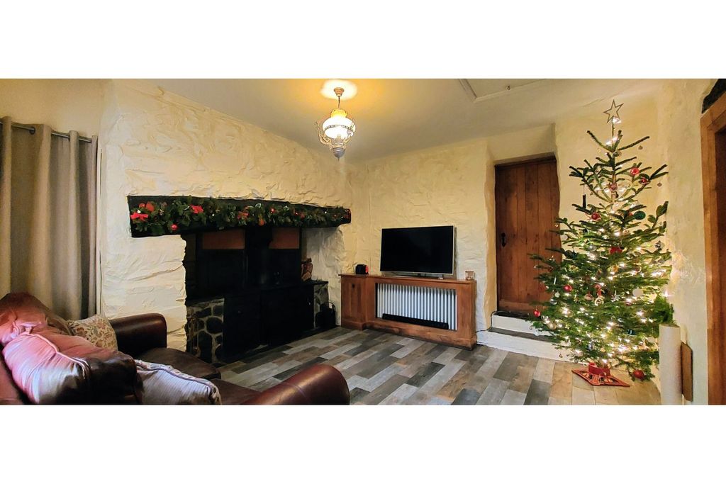 Nant Bwlch Yr Haiarn, Trefriw LL27, 2 bed cottage for sale, £350,000 ...