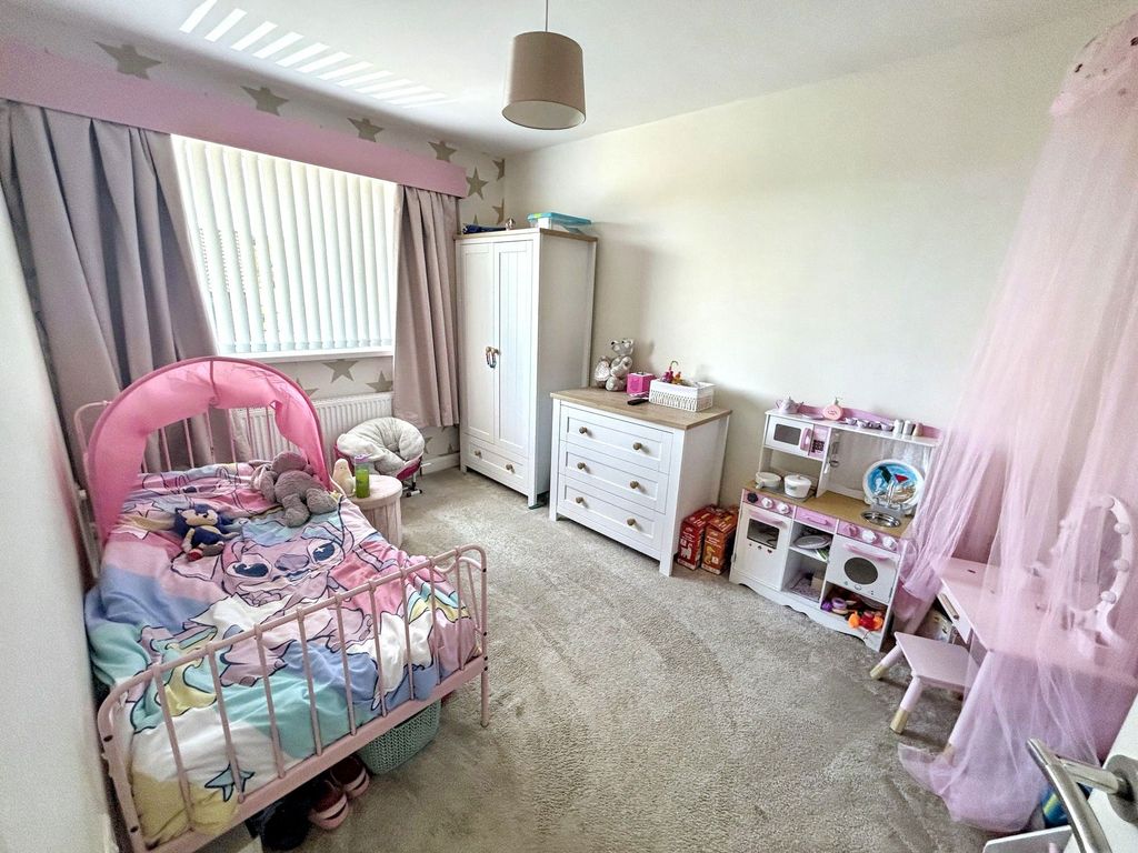 Stella Hall Drive, Blaydon-On-Tyne NE21, 4 bed semi-detached house for ...