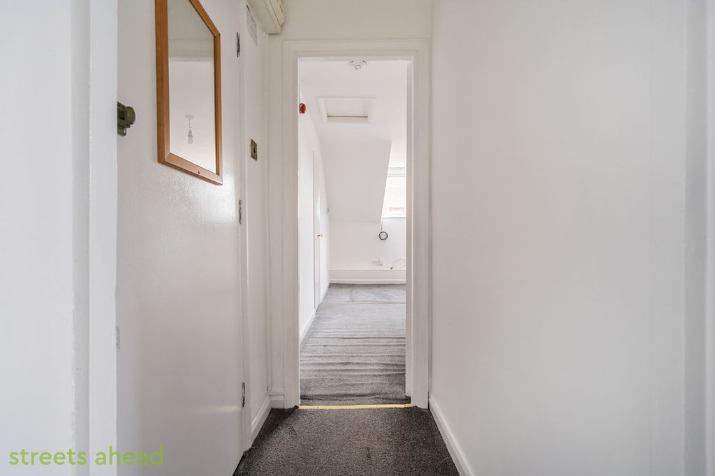 Eldon Park, London SE25, 1 bed flat to rent, £1,000 pcm | PrimeLocation