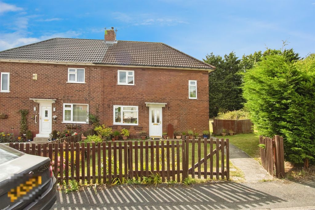 Springwell Avenue, Swillington, Leeds LS26, 3 bed semi-detached house ...