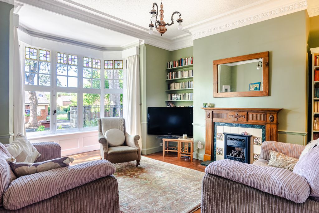 The Drive, Leeds LS8, 4 bed semi-detached house for sale | PrimeLocation