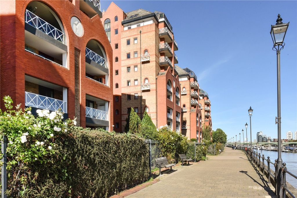 Watermans Quay, William Morris Way, Fulham, London SW6, 3 bed flat for ...