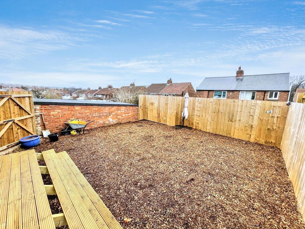 High Meadow, South Shields NE34, 3 bed semi-detached house for sale, £ ...