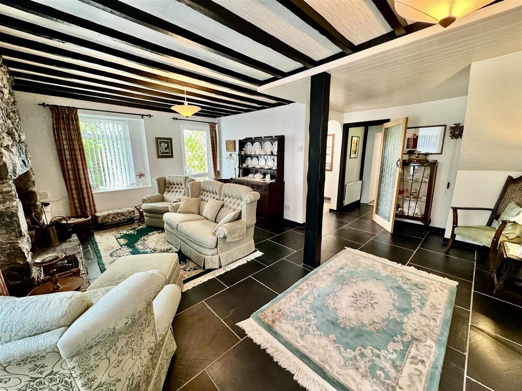 Pentreuchaf, Pwllheli LL53, 3 bed detached house for sale | PrimeLocation