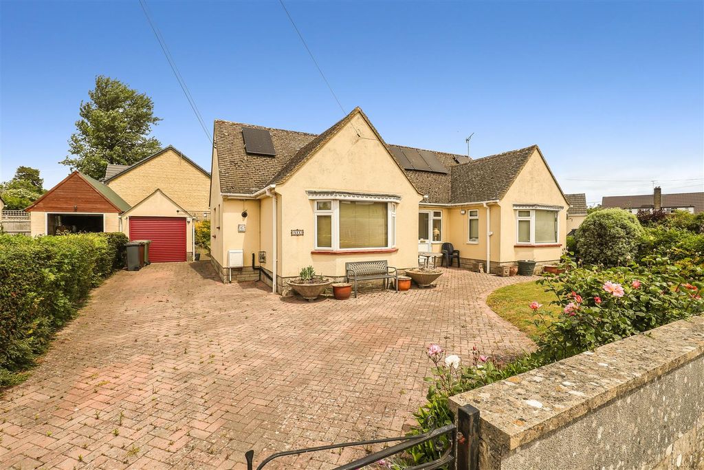 Summersfield Road, Minchinhamp, Stroud GL6, 3 bed bungalow for sale, £450,000 | PrimeLocation