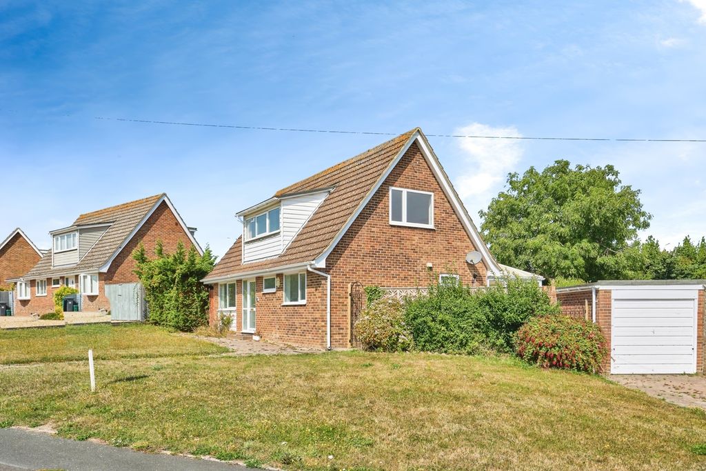 Caws Avenue, Seaview, Isle Of Wight PO34, 3 bed detached house for sale ...