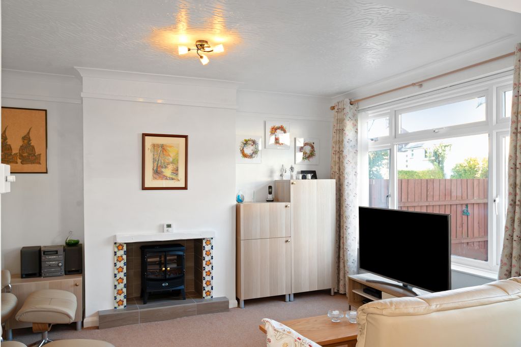 Cartrill Street, Raunds, Northamptonshire NN9, 3 bed chalet for sale, £ ...