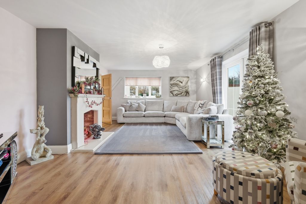 Priory Road, Tiptree CO5, 10 bed detached house for sale, £2,250,000 ...