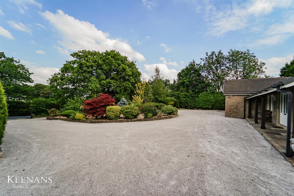 Ightenhill Park Lane, Burnley BB12, 4 bed detached bungalow for sale, £ ...