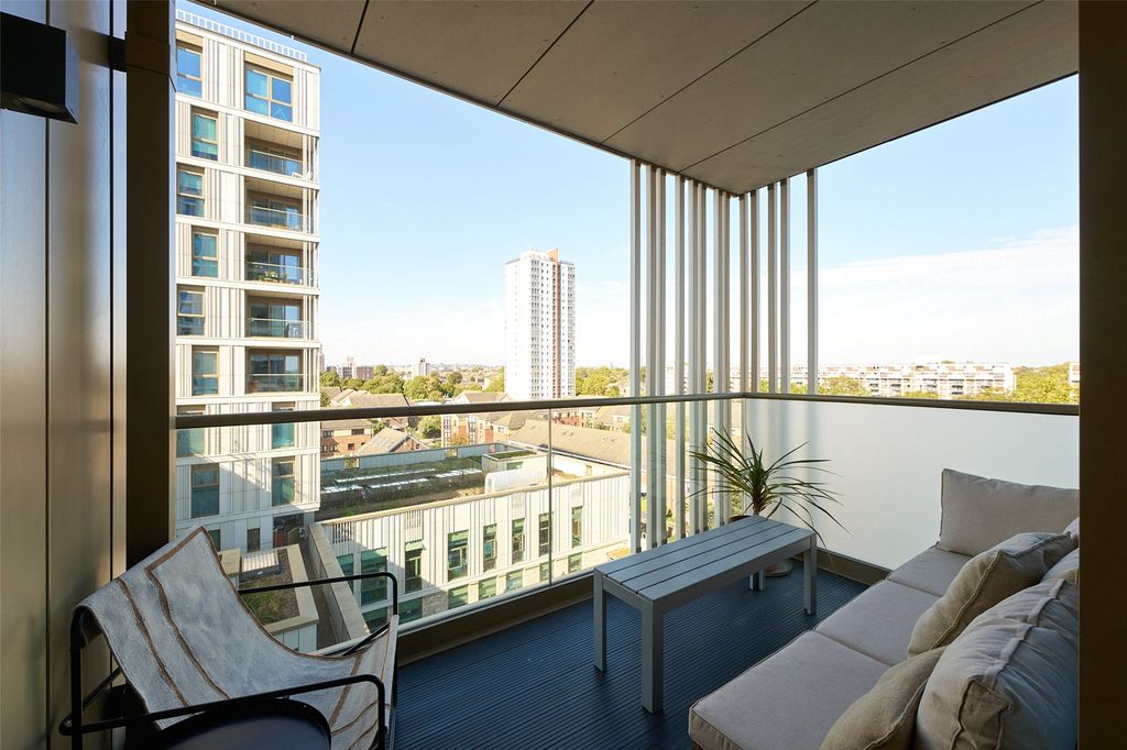 Otto Building, Downs Road, Hackney Downs E5, 2 bed flat for sale, £ ...