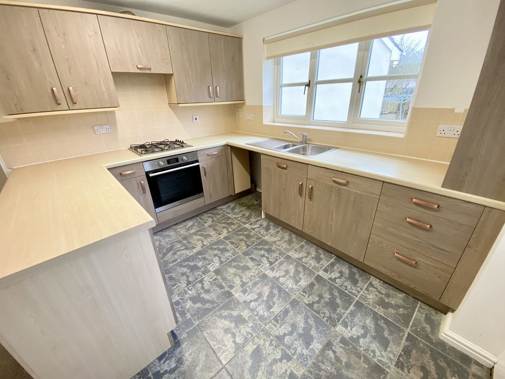 Ger Y Nant, Birchgrove, Swansea, City And County Of Swansea. SA7, 4 bed ...