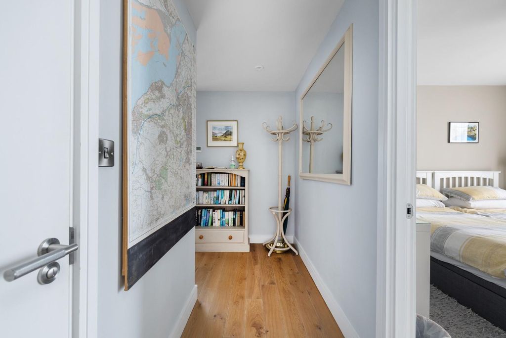New Retort House, Harbourside BS1, 2 bed flat for sale, £515,000 ...