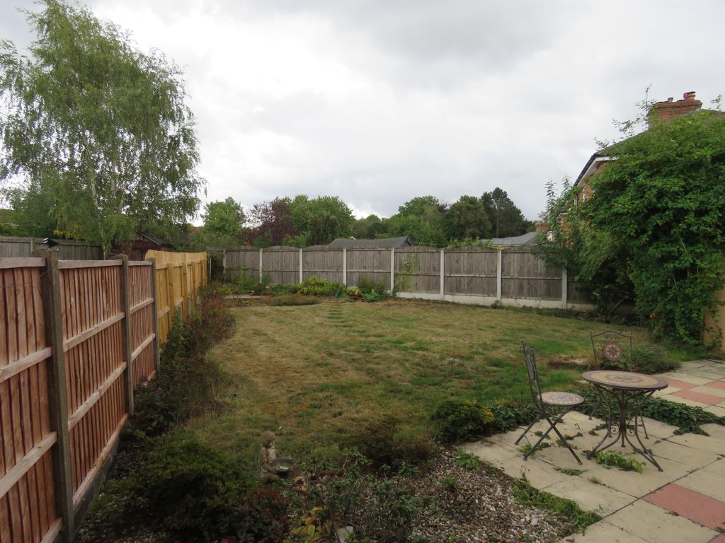 Burcot Avenue, Bromsgrove B60, 3 bed semi-detached house to rent, £ ...