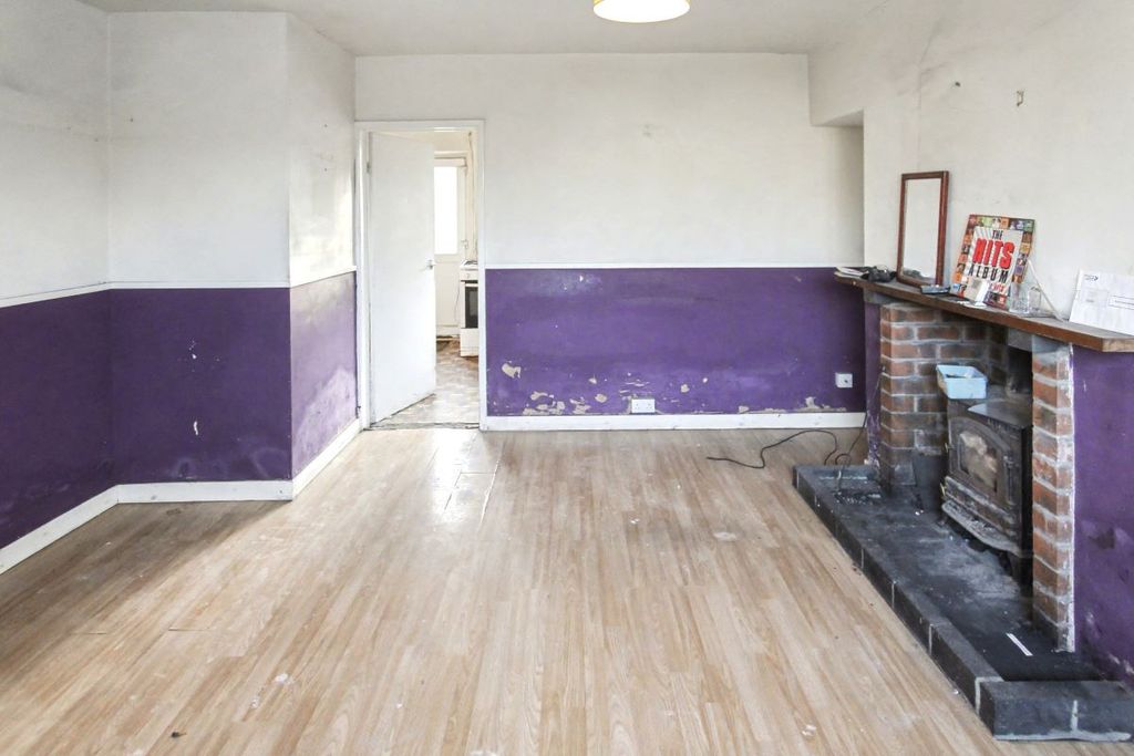 11 Newton Place, Thorpe Hesley, Rotherham S61, 3 bed semi-detached ...