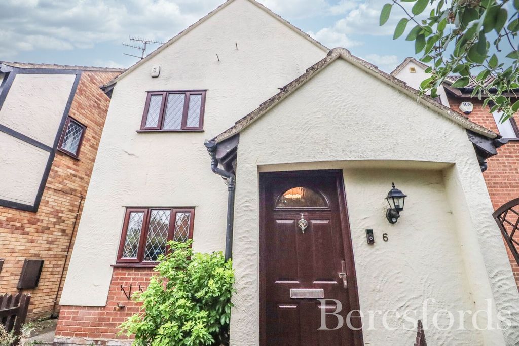 Larch Walk, Hatfield Peverel CM3, 3 bed semi-detached house for sale, £ ...