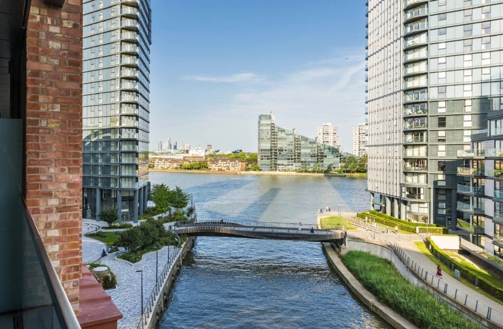 Lots Road, 1 Waterfront Drive SW10, 4 bed flat for sale, £3,205,000 ...