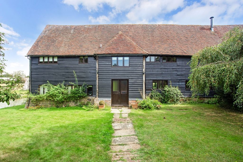 Chafford Lane, Fordcombe, Tunbridge Wells TN3, 6 bed barn conversion to ...