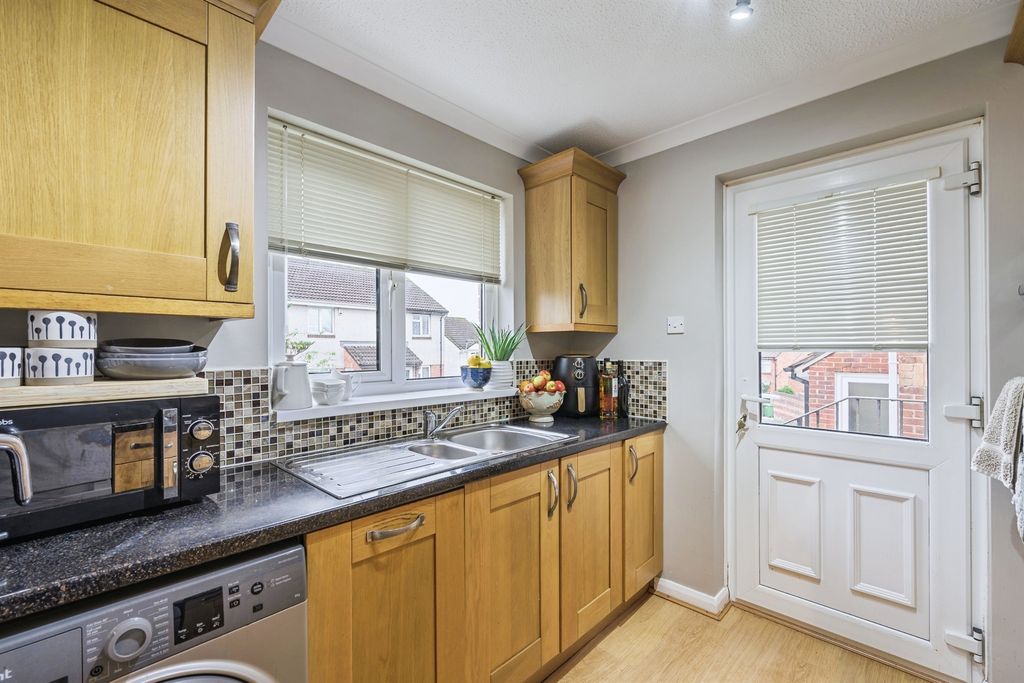 Kitter Drive, Plymouth PL9, 4 bed detached house for sale, £290,000 ...